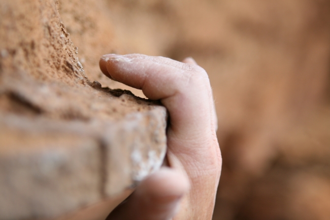 Five common gripping positions - Vertical-Life News