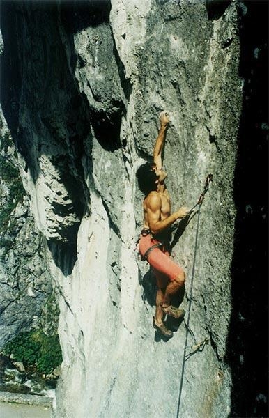 Anii 2000 - Romania Climbing Hard - Vertical-Life News